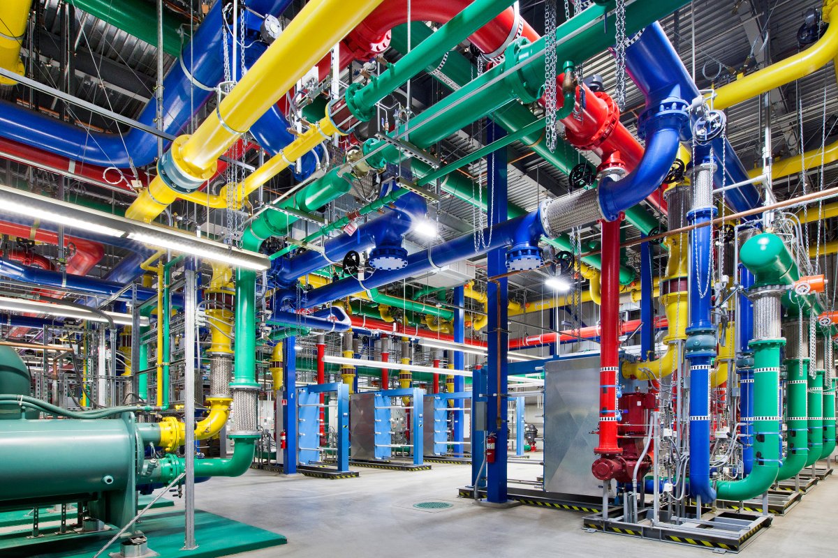 Look Inside Google Data Center - TECHNIG