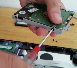 How to Upgrade Laptop Hard Disk to SSD? - TECHNIG